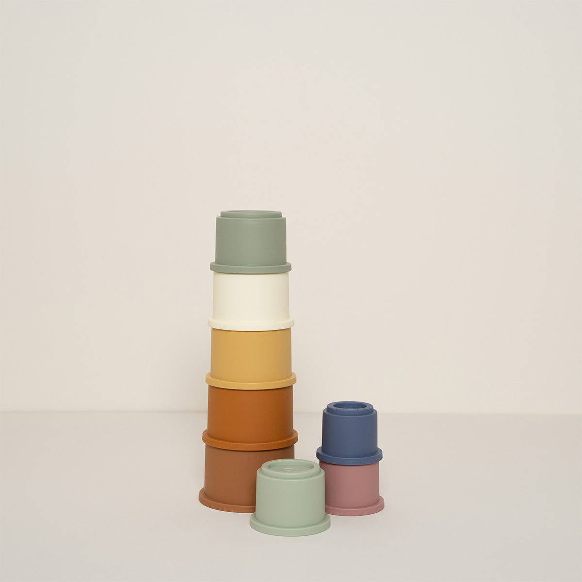 Little Dutch Stacking Cups – Vintage | Lullabuy